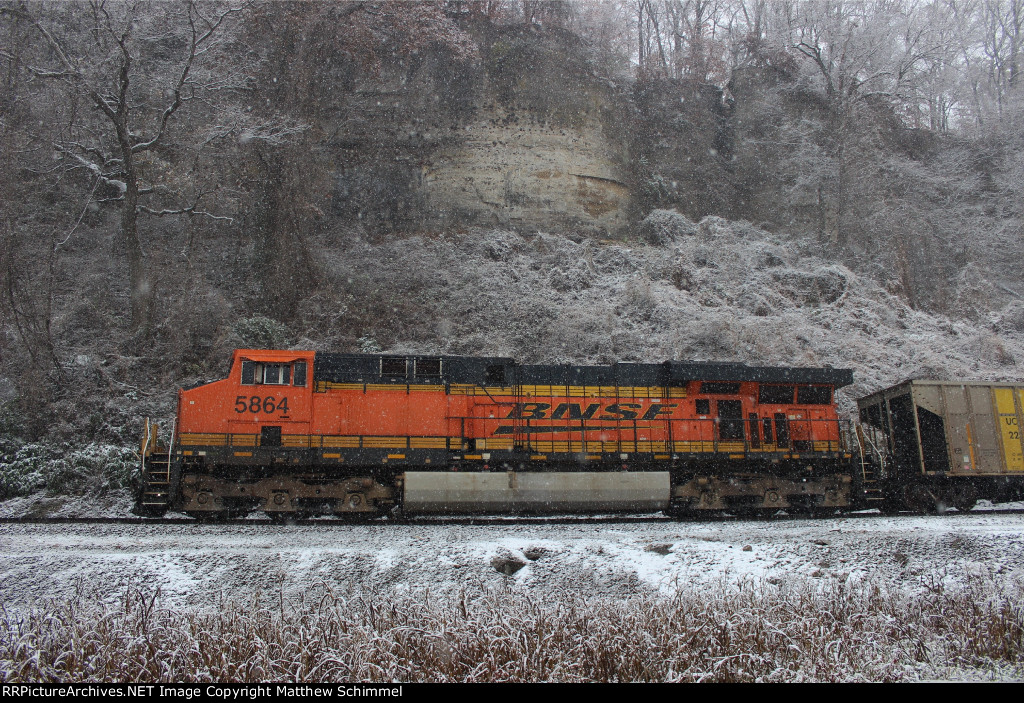 BNSF 5864 - DPU